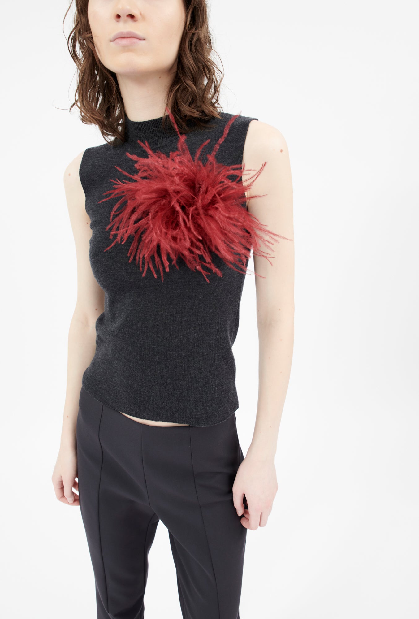 Feather Brosche, Burlesque Red – ODEEH
